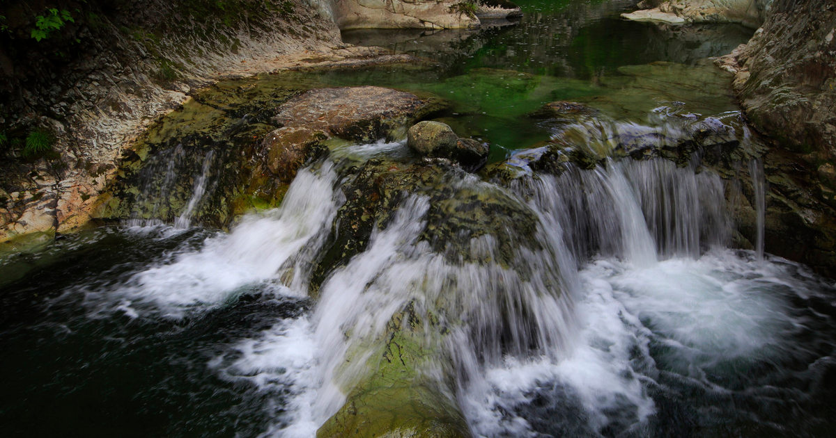 Houmei Shijuhachitaki (Forty-eight Phoenix-Sounding Waterfalls ...