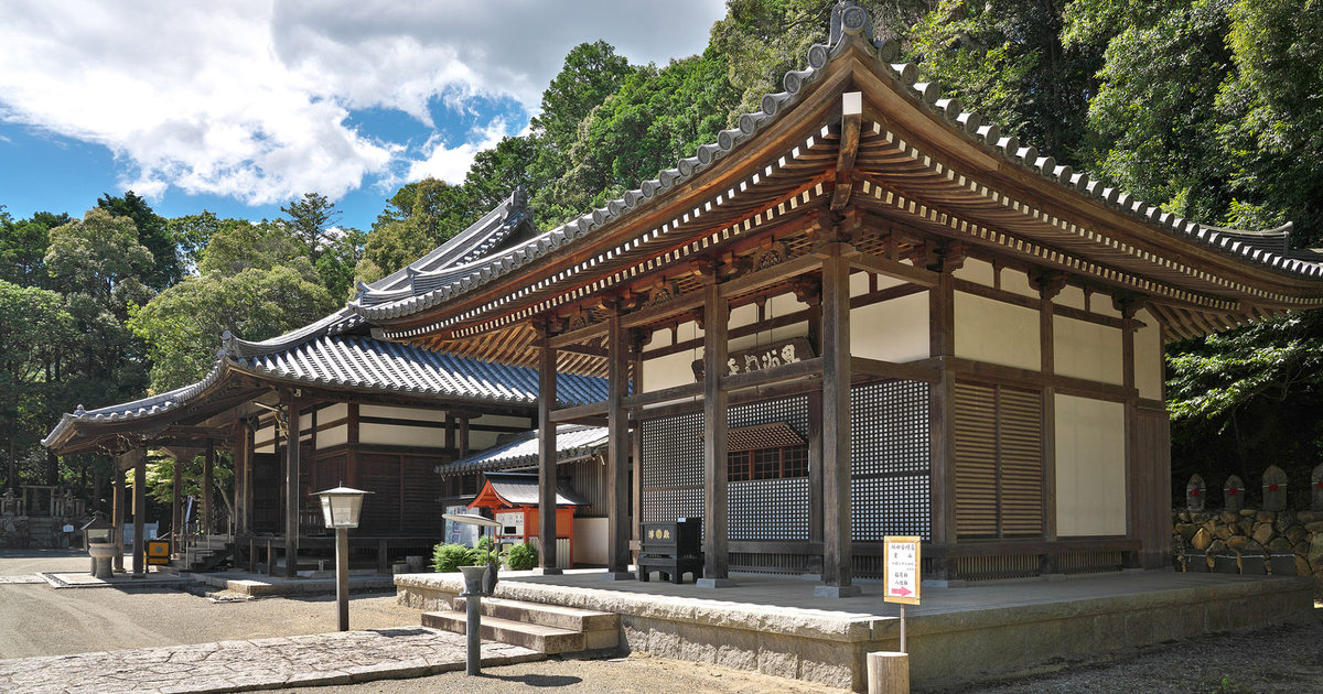 Manganji Temple | Sightseeing spots in Hyogo | Sparkle Travel